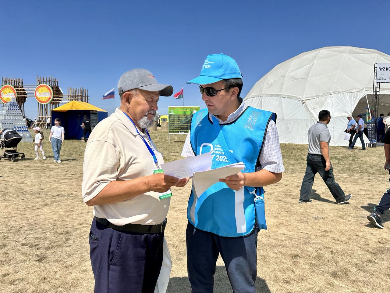 Бюро Jańa Dala 2025 көрмесінде алдағы ауыл шаруашылығы санағы туралы ...